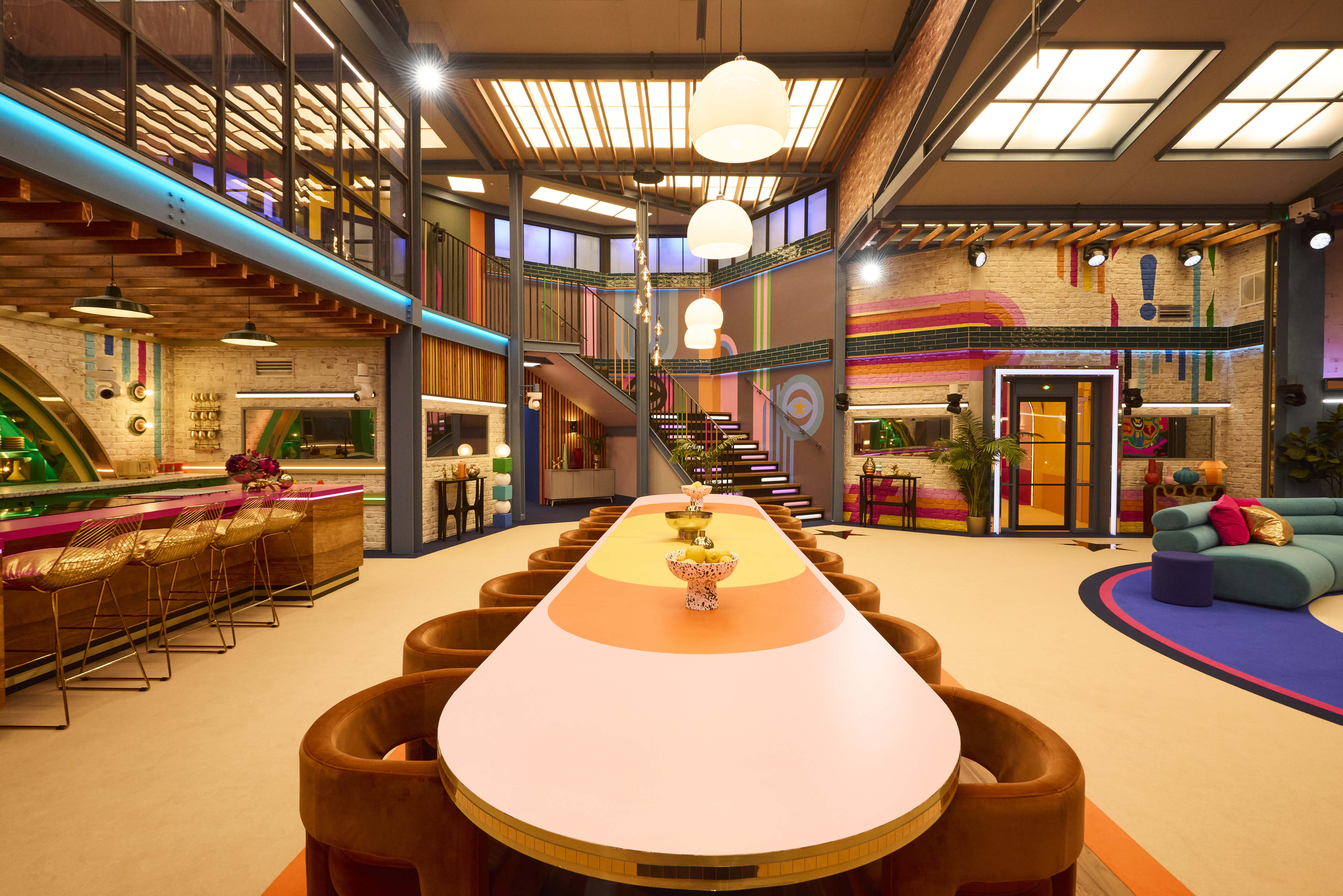 Logos, presenters and house - CBB SR1 House 27 - Big Brother UK Picture ...